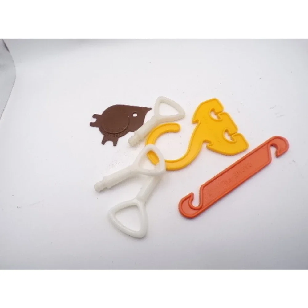 Kitchen | Vintage Tupperware Hang It All Cordkeeper Scraper Gadget 3 ...